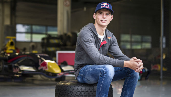 Max Verstappen jongste F1-coureur met punten - JFK