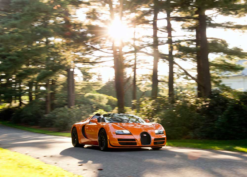 Bugatti Veyron van Afrojack heeft 1200 pk en een bruin kleurtje - JFK