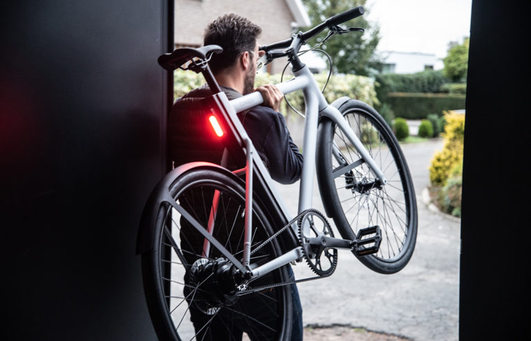 Review: Cowboy is de sportieve elektrische fiets voor in de stad - JFK