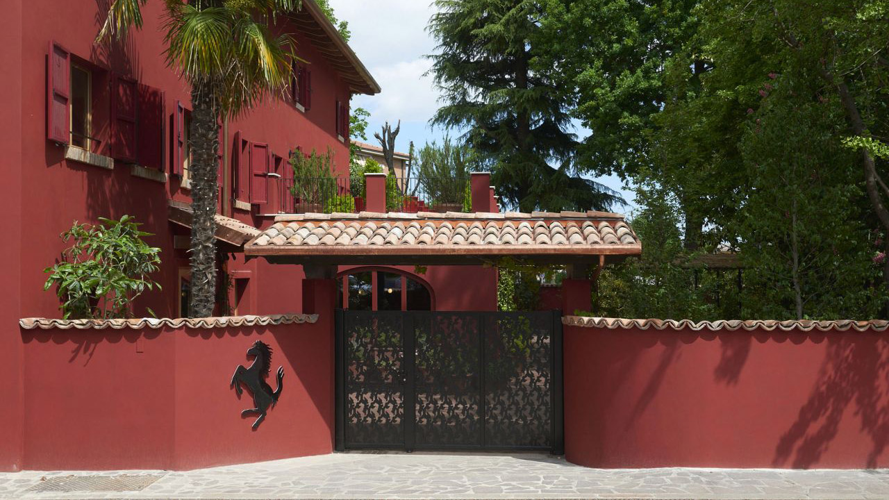 Het beroemde Ferrari-restaurant Il Cavallino is weer open - JFK