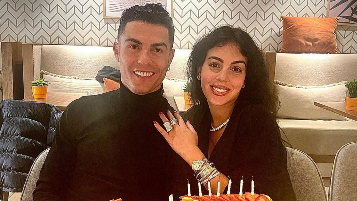 Cristiano Ronaldo is eerste persoon met 400 miljoen volgers op Instagram